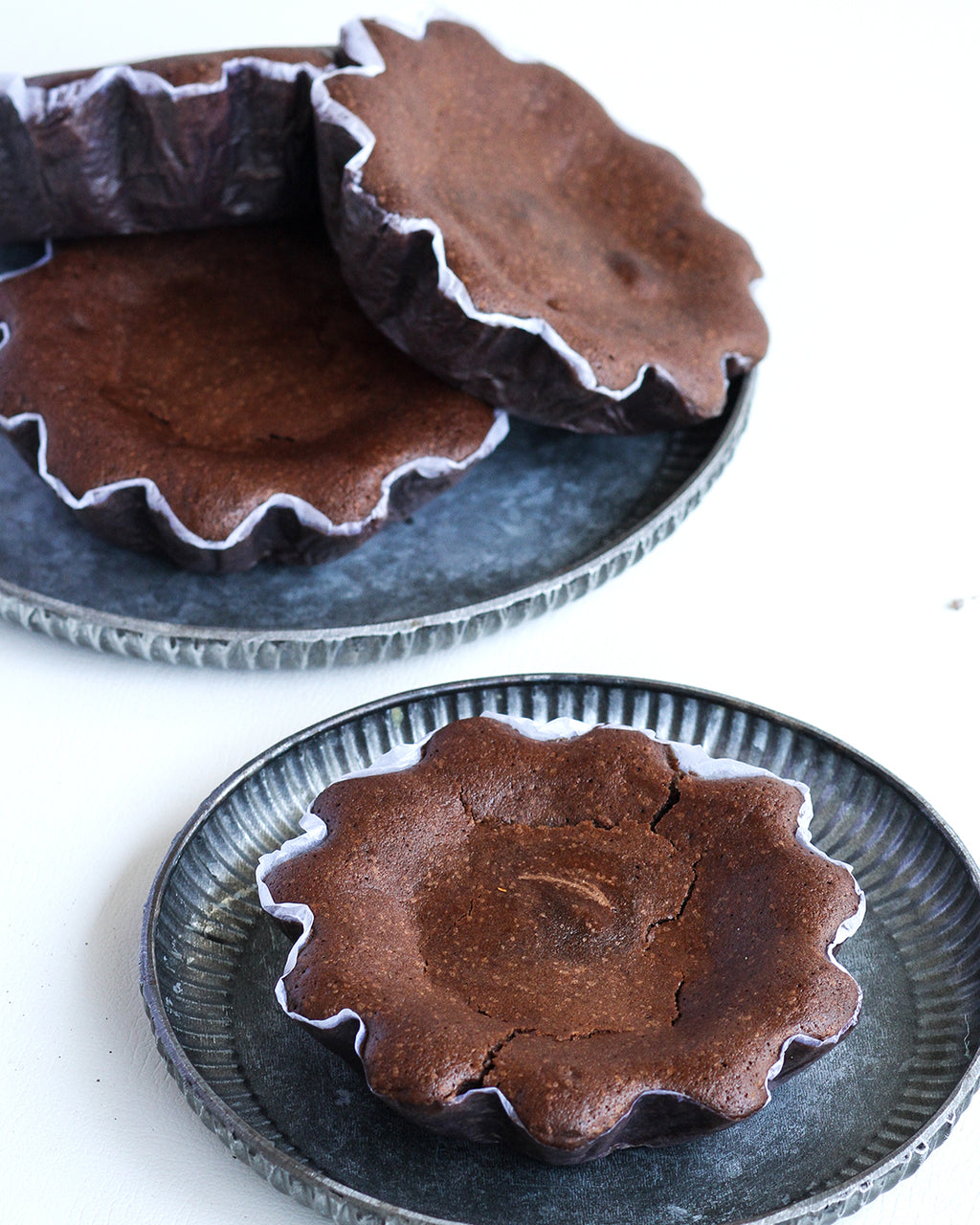 Molten Lava Cake (Heat & Serve) – Sugarbee
